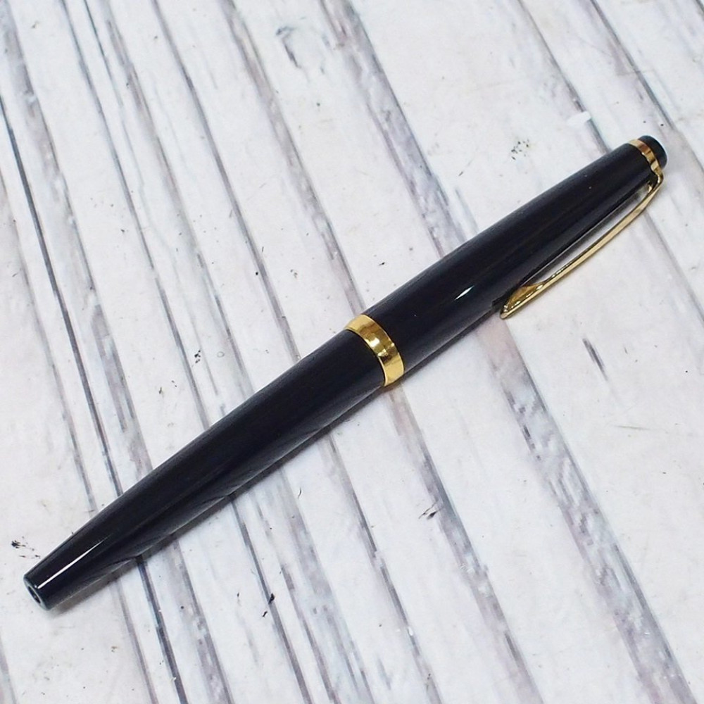 Pilot Cavalier töltőtoll készlet F